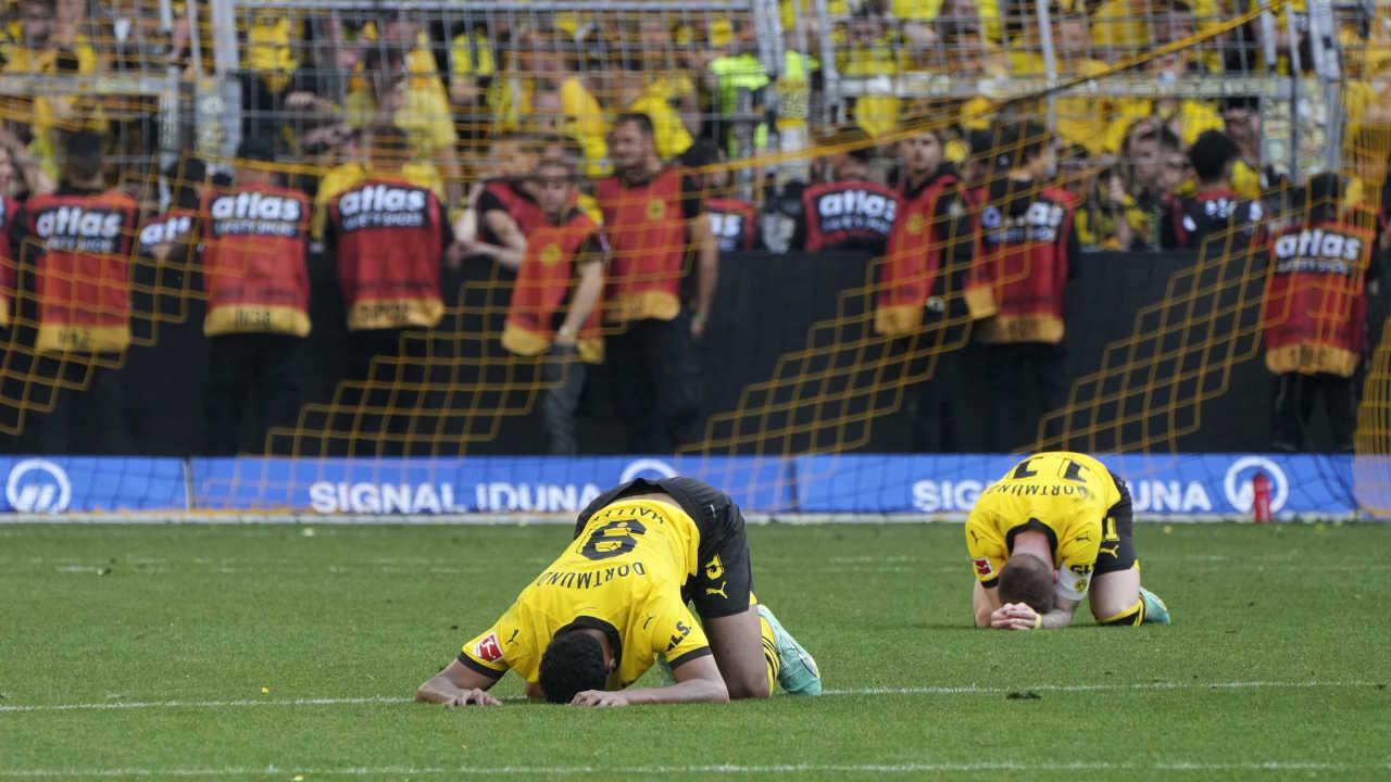 Fußballaktie crasht: Verpasster Meistertitel: BVB-Aktie stürzt brutal ...